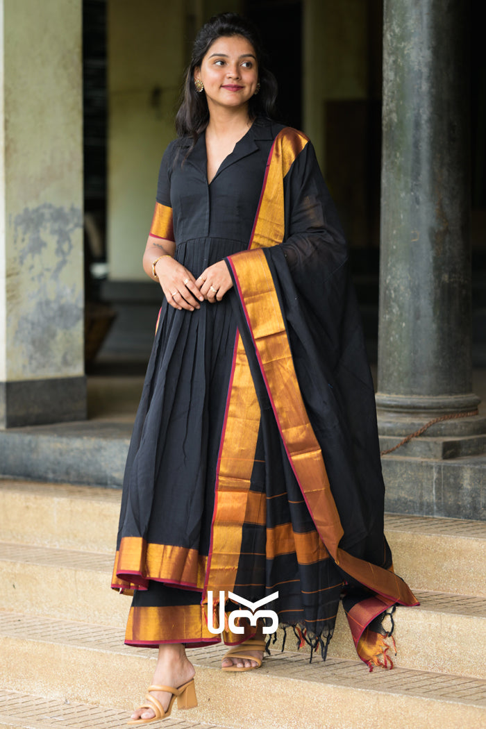 Malini Handloom Suit Set